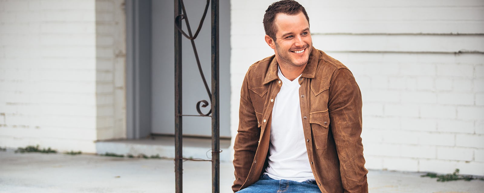 Easton Corbin - Billy Bob's Texas