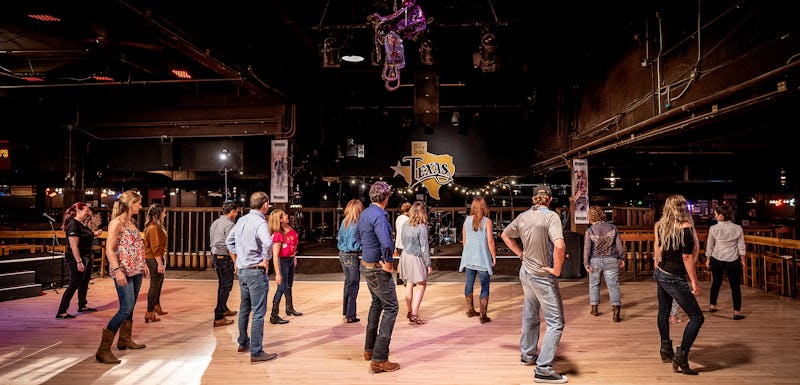 Country Music, Classic Rock, Bull Riding, Dining - Billy Bob's Texas